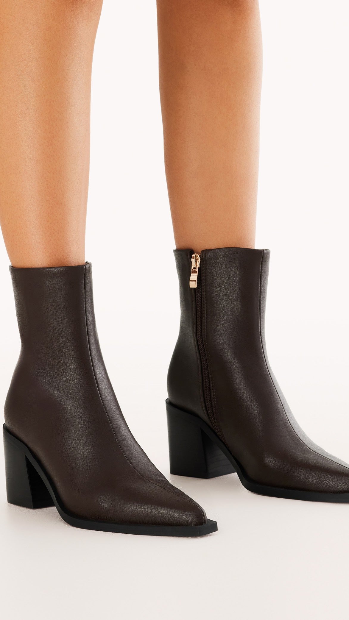 Women's Shoes and Footwear - Billy J